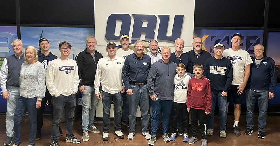 Who'd like to get together be in town for the 3 games - Men's ...